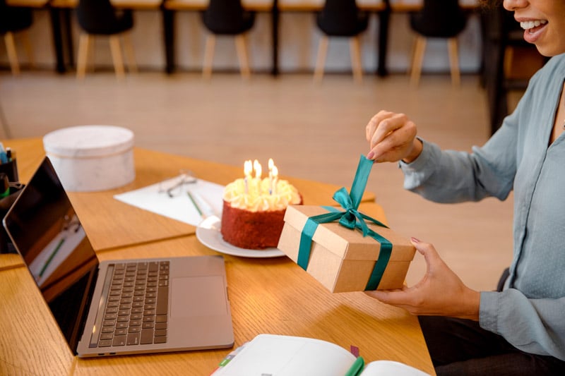 15 Thoughtful Work Anniversary Gifts By Year