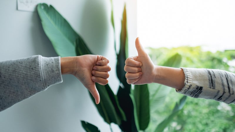 21 Negative Feedback Examples to Bring the Best Out of Your Team